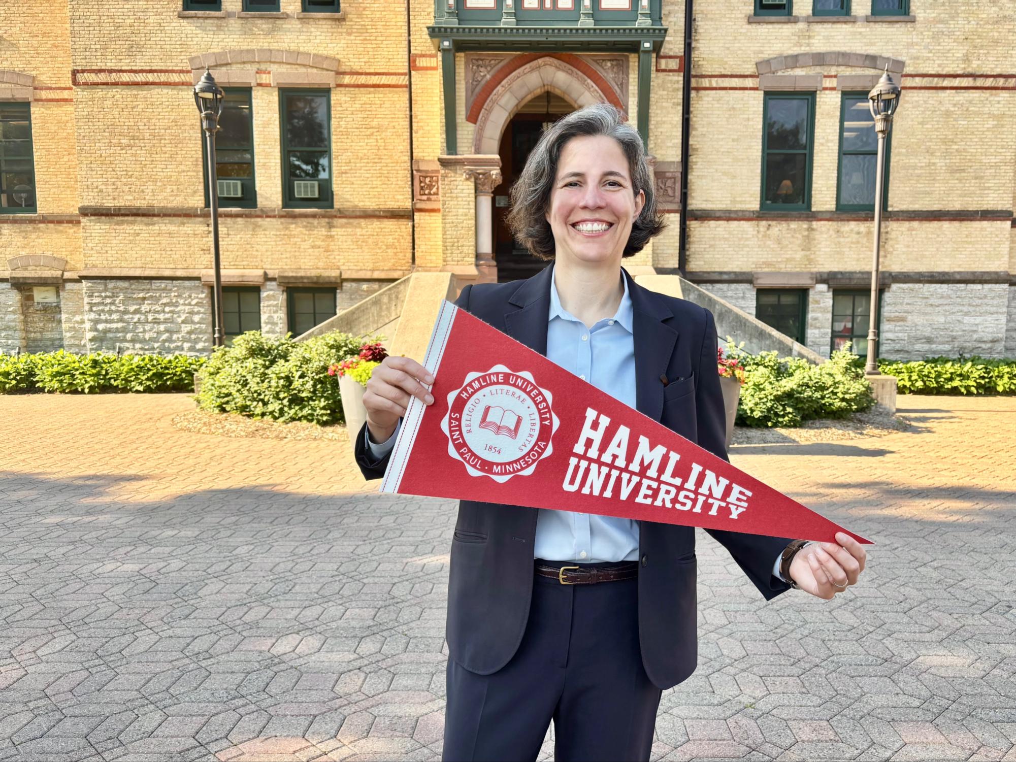 Hamline’s 22nd President rows into her new position – The Oracle